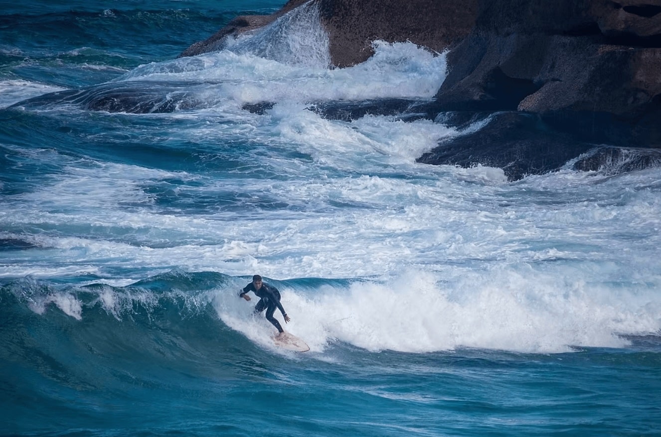 Sustainable Surfing in Ireland: Best Surf Spots + Eco-Friendly Stays